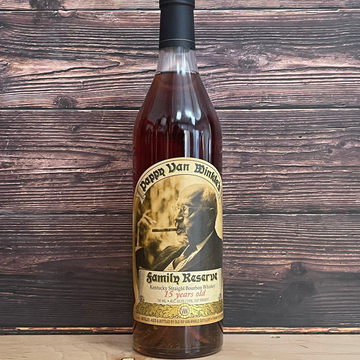 Pappy Van Winkle'a Family Reserve Aged 15 Years Bourbon Whiskey (2022 ...